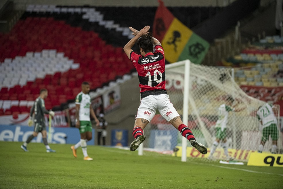Da superação à despedida: a trajetória de Michael, que deixa o Flamengo