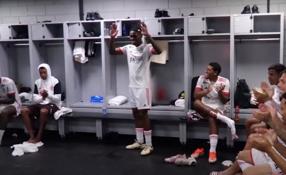 Bastidores: Evertton Araújo ovacionado e Matheus Bachi tal qual Tite ...