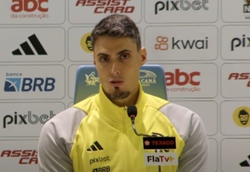 Matheus Bachi festeja gol de Michael e vitória do Flamengo sobre ...