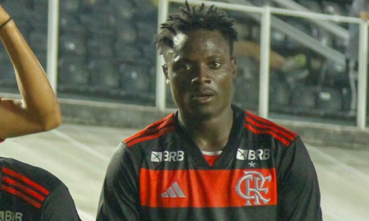 Shola pode ganhar primeira chance nos profissionais do Flamengo - MundoBola