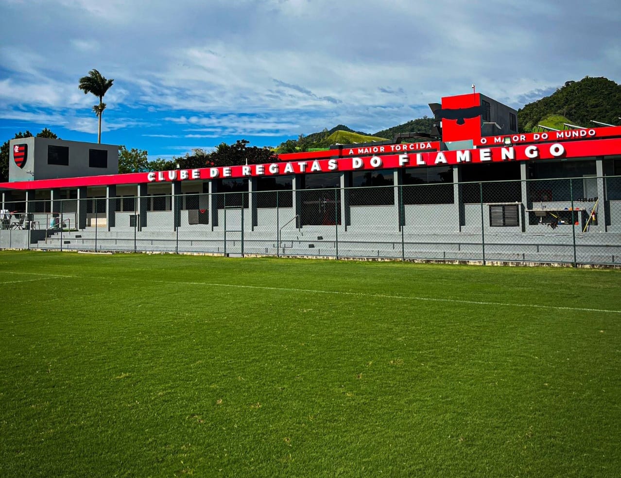 Confira o que falta para o miniestádio do Flamengo no Ninho do Urubu ...