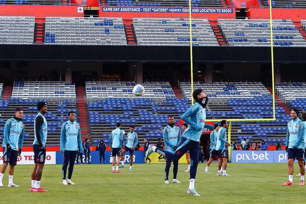 Flamengo parabeniza Florida Gators após conquista da NCAA - MundoBola