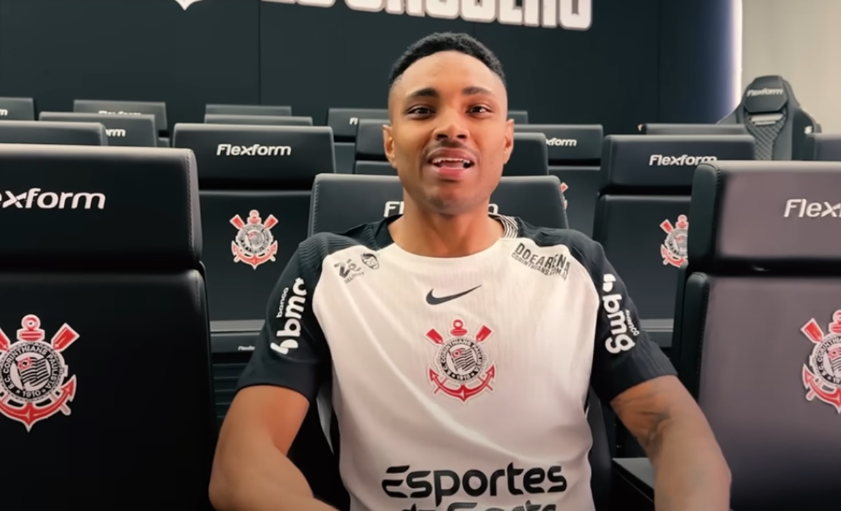 Vitinho, ex-Flamengo, faz promessa em chegada ao Corinthians - MundoBola